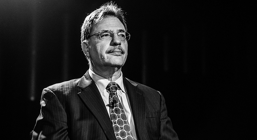 Larry Diamond - O arco da democracia: do renascimento à ameaça - DAGOBAH